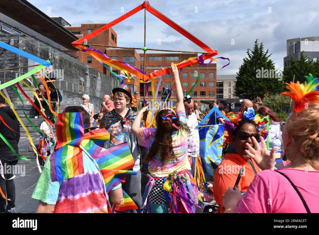 Butetown Carnival, Cardiff Bay, Cardiff, Wales Stock Photo - Alamy Butetown Carnival, Cardiff Bay, Cardiff, Wales Stock Photo - Alamy
