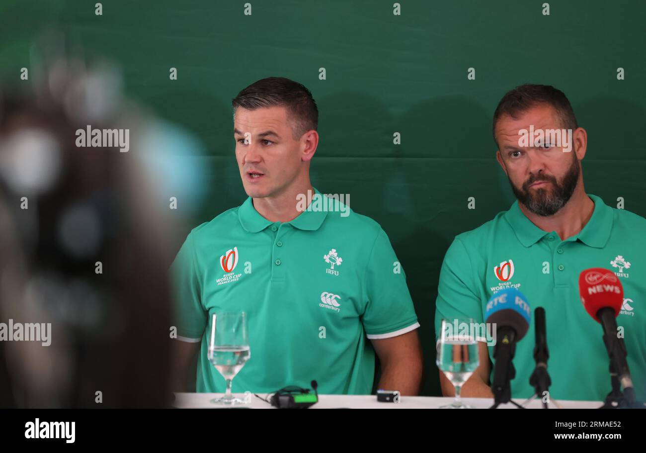 Ireland Head Coach Andy Farrell (right) and Jonathan Sexton during the ...