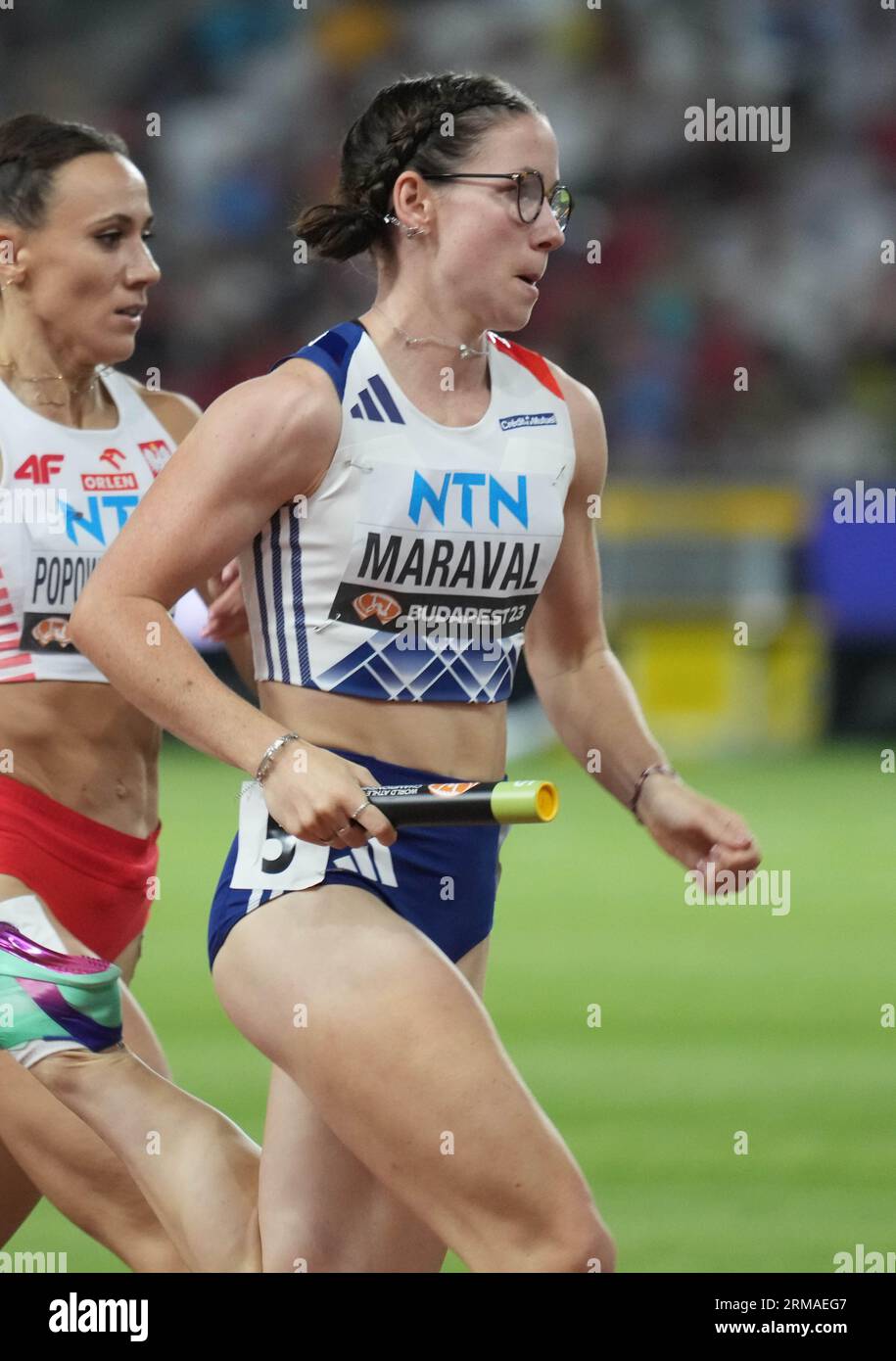 Louise MARAVAL of FRA Heat 1 4X400 METRES RELAY WOMEN during the World ...