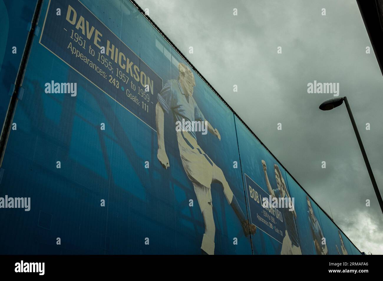Everton fc mural hi-res stock photography and images - Alamy