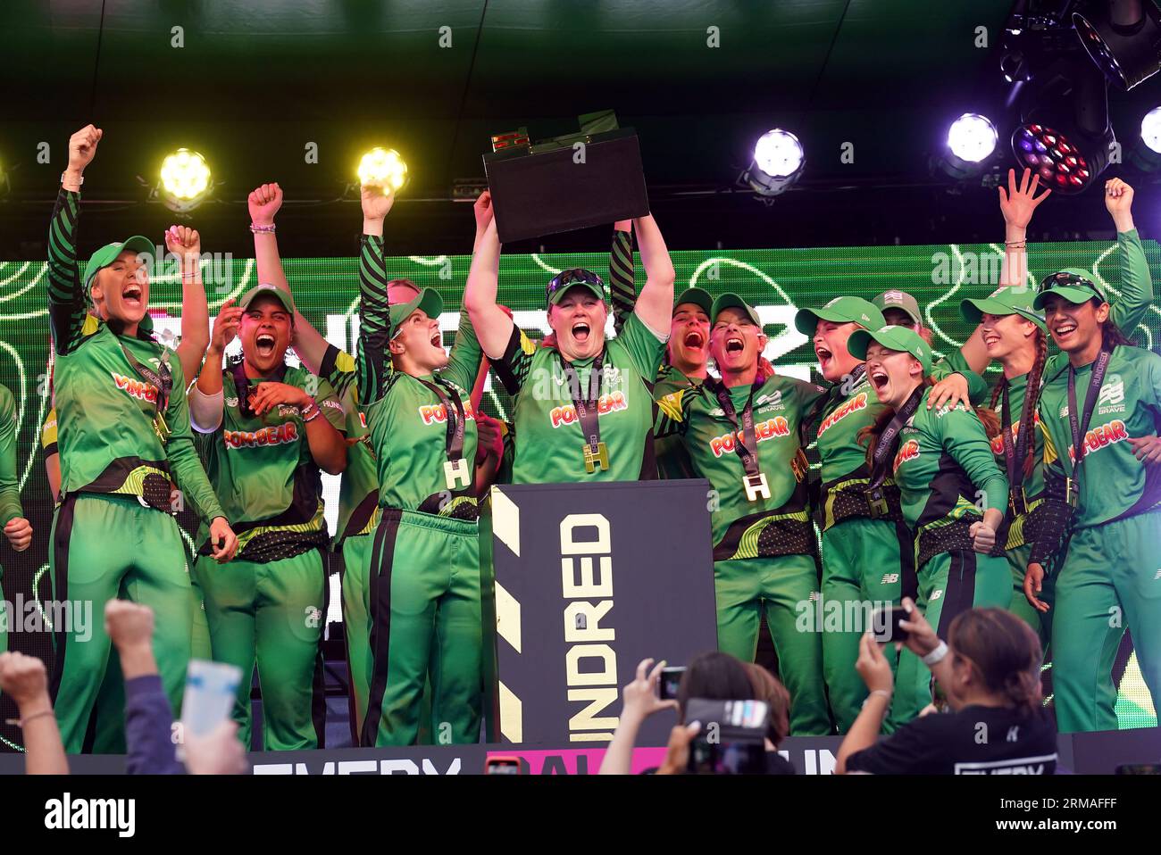 Anya shrubsole hundred hi-res stock photography and images - Alamy