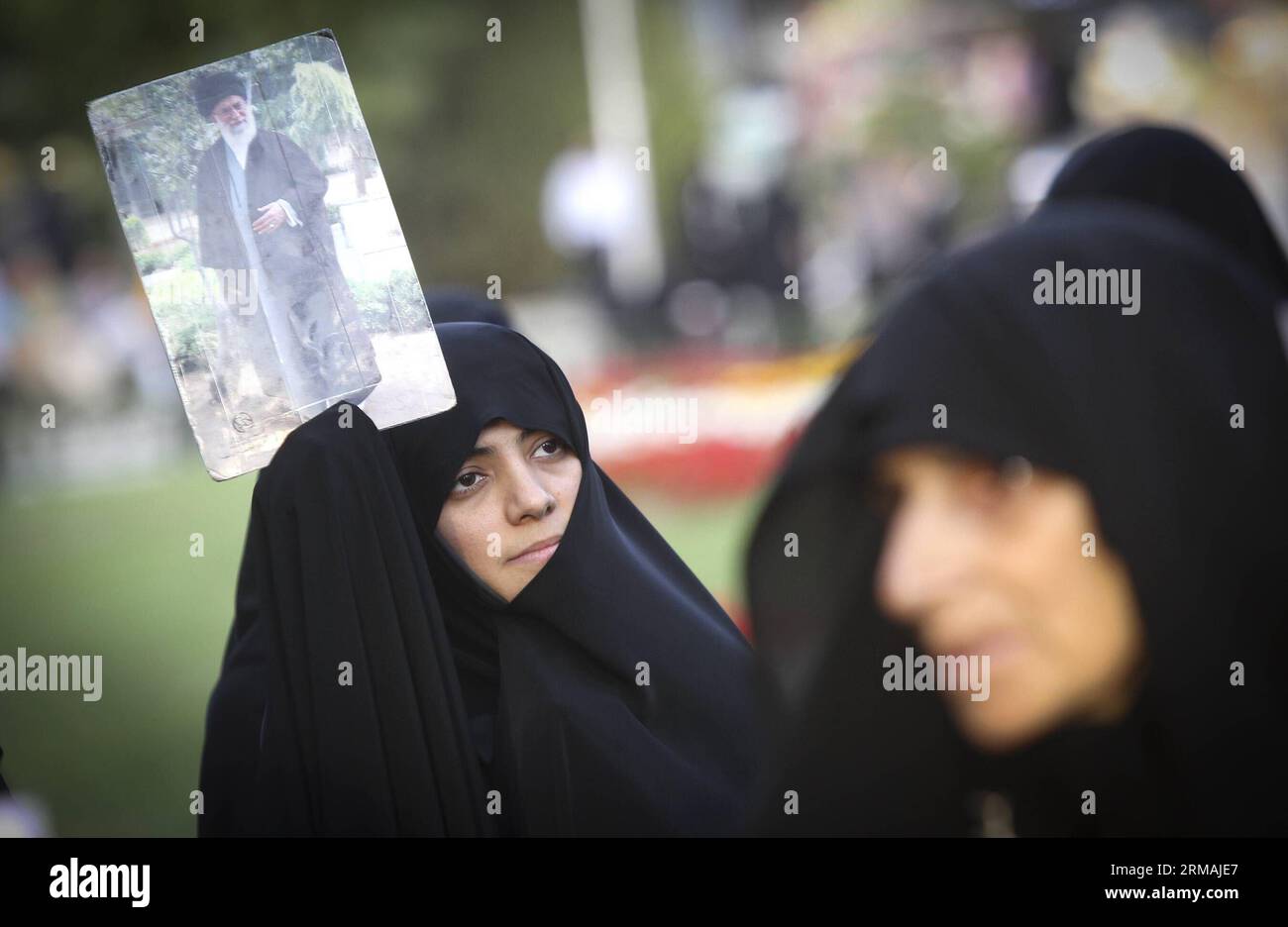 Islamic dress code hi-res stock photography and images - Alamy