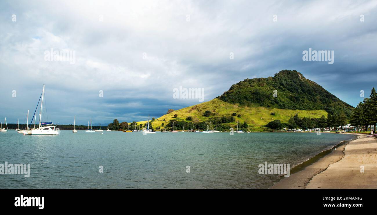 Mount Maunganui, Mauao Historic Reserve, Bay of Plenty, Tauranga ...