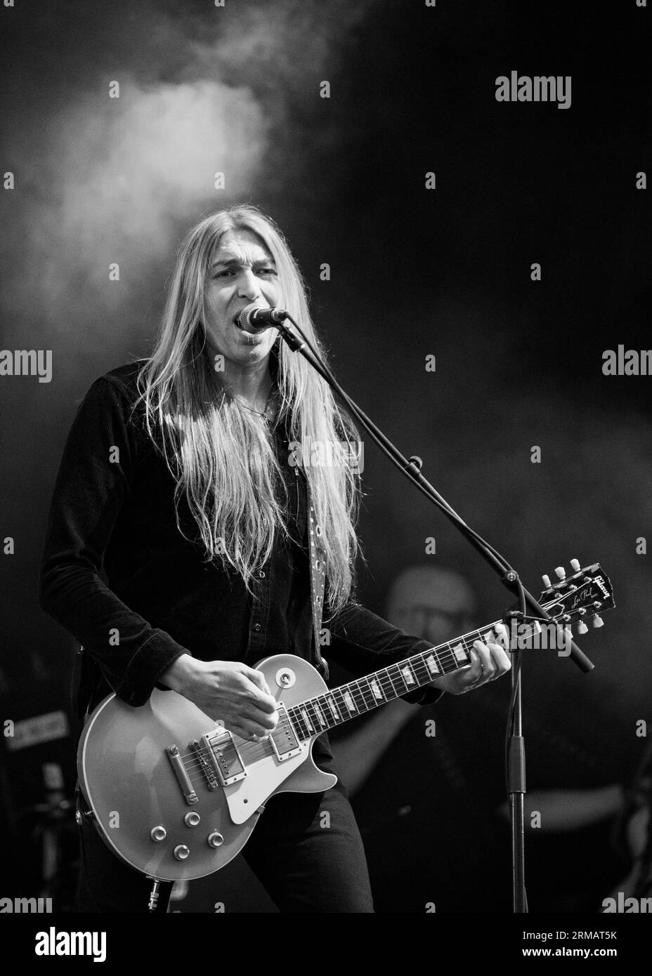 Black star alamy Black and White Stock Photos & Images - Alamy