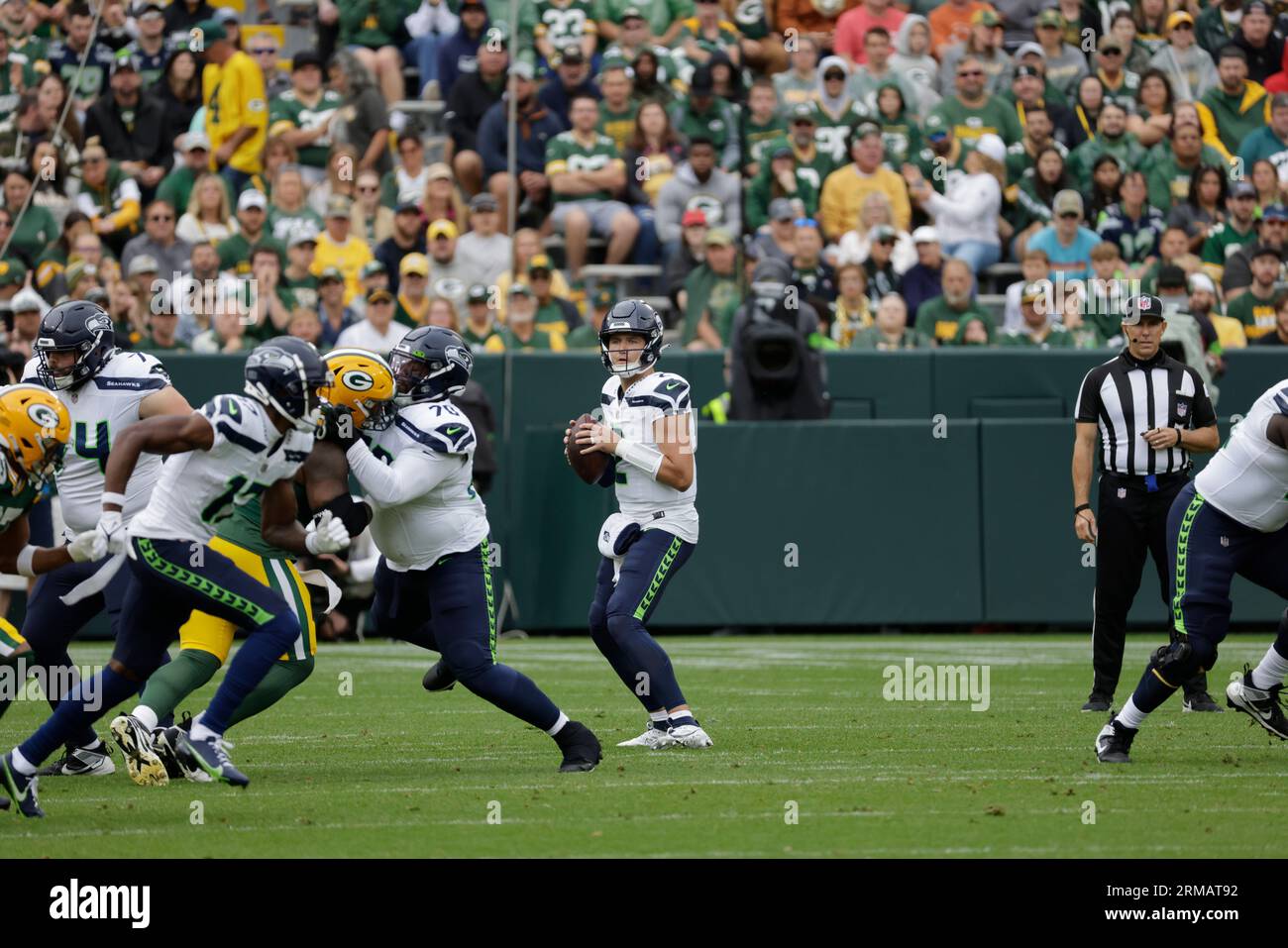 Seattle Seahawks quarterback Drew Lock (2) during a preseason NFL ...