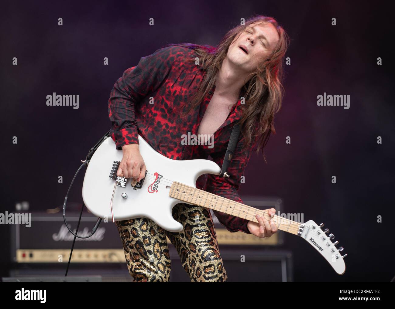 Newark, United Kingdom. 26 August 2023, Pictured Deraps lead singer and ...