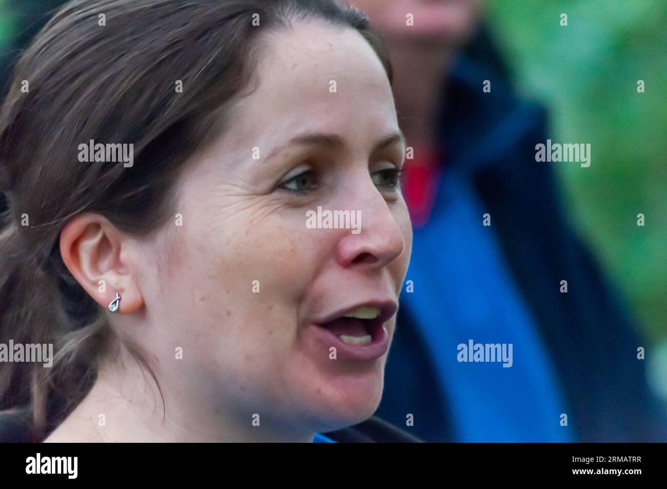 Cancer research uk walk hi-res stock photography and images - Alamy
