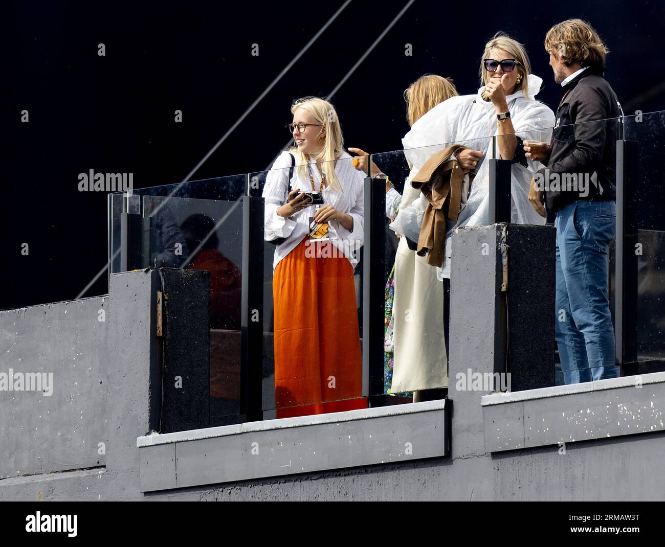 ZANDVOORT - Princess Amalia and Queen Maxima during the F1 Grand Prix ...