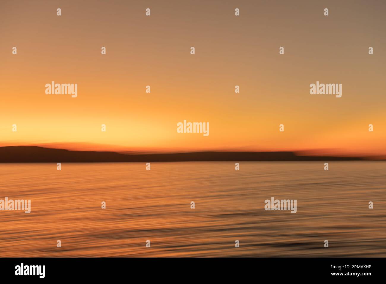 Orange gradient background hi-res stock photography and images - Alamy