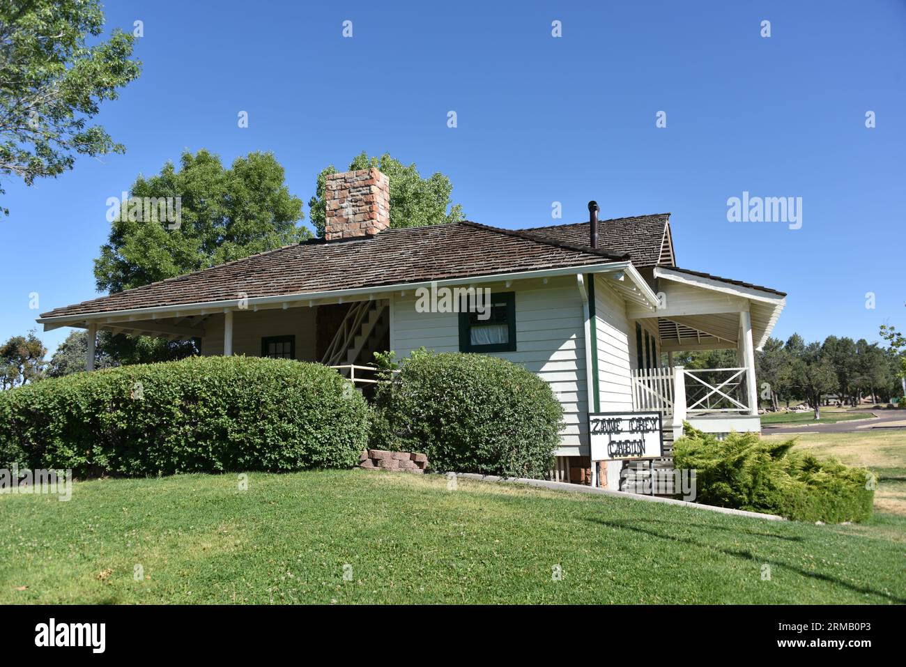 Zane grey replica cabin hi-res stock photography and images - Alamy