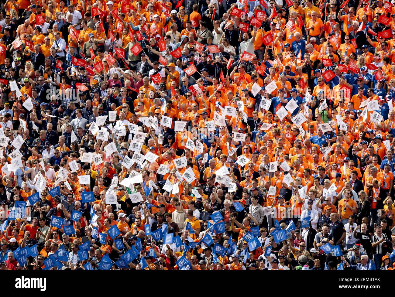 ZANDVOORT - Fans during the F1 Grand Prix of the Netherlands at Circuit ...