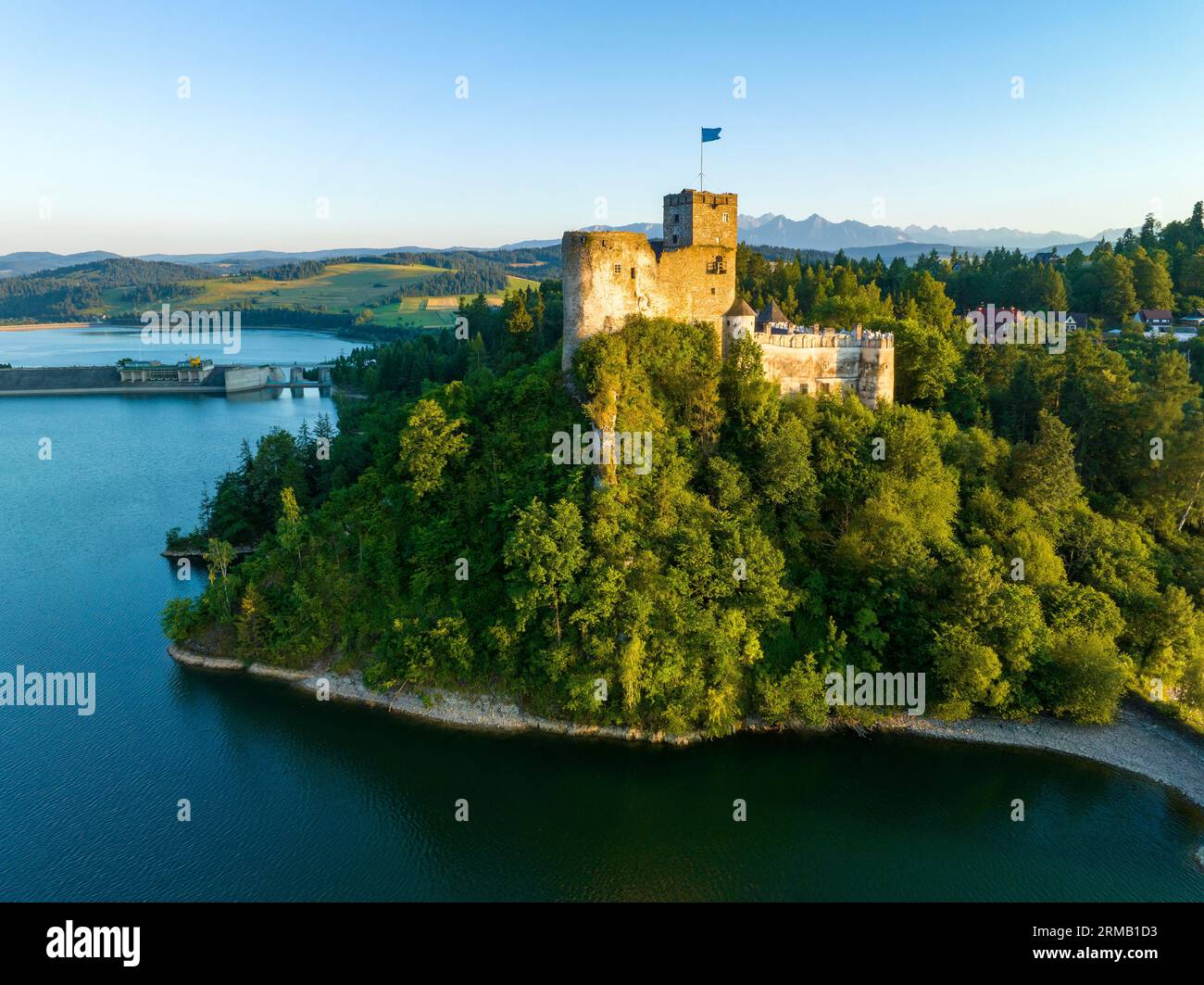 Poland. Medieval castle in Niedzica, 14th century (upper part) in ...