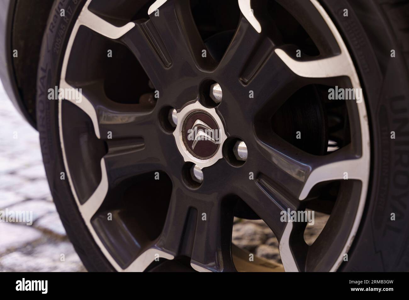 Rim business company logo hi-res stock photography and images - Alamy