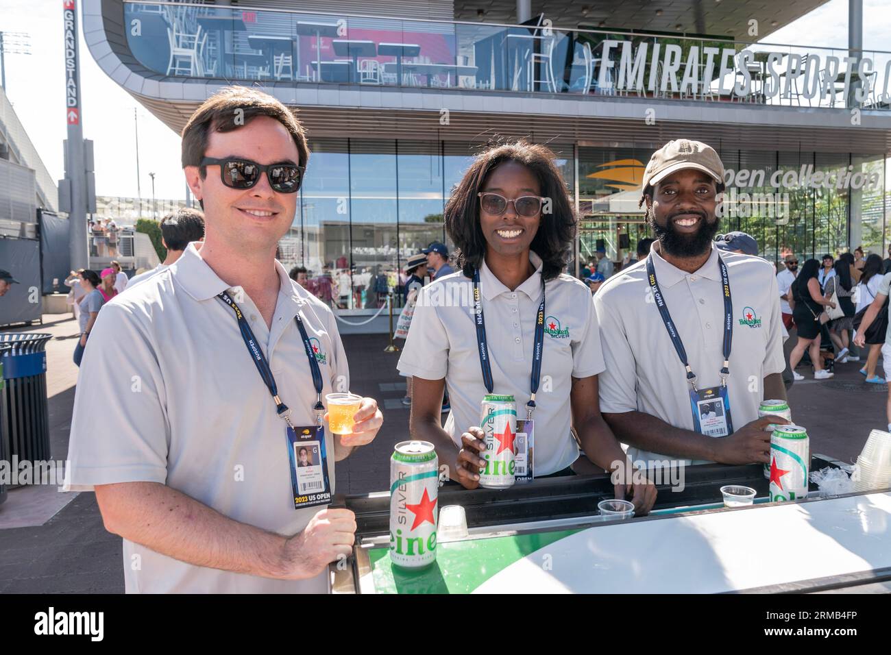 Heineken open hi-res stock photography and images - Alamy