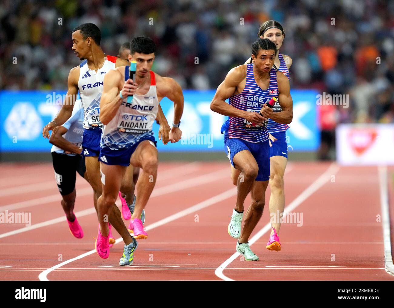 Mens 4x400 metres relay final hi-res stock photography and images - Alamy