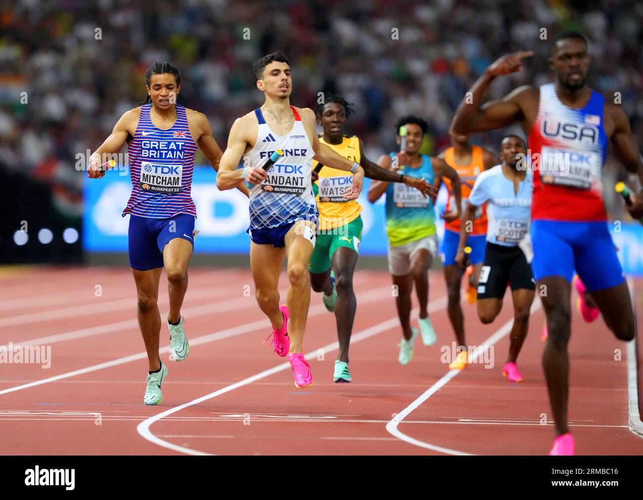 Mens 4x400 metres relay final hi-res stock photography and images - Alamy