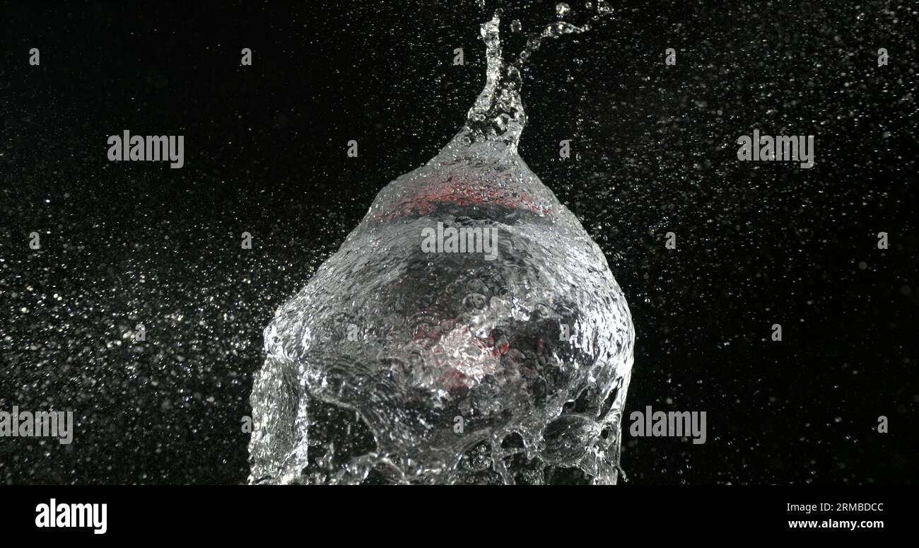 Breaking water balloon hi-res stock photography and images - Alamy