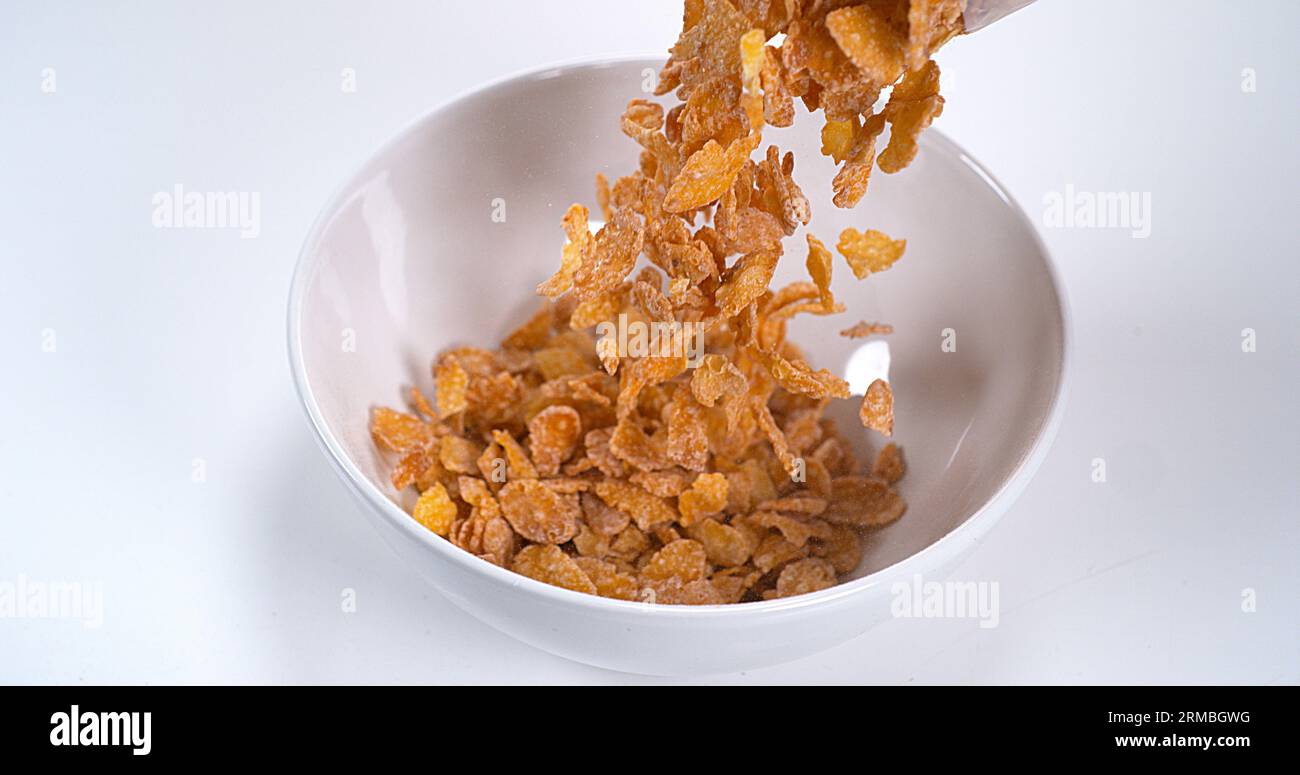 Cereals falling bowl hi-res stock photography and images - Alamy