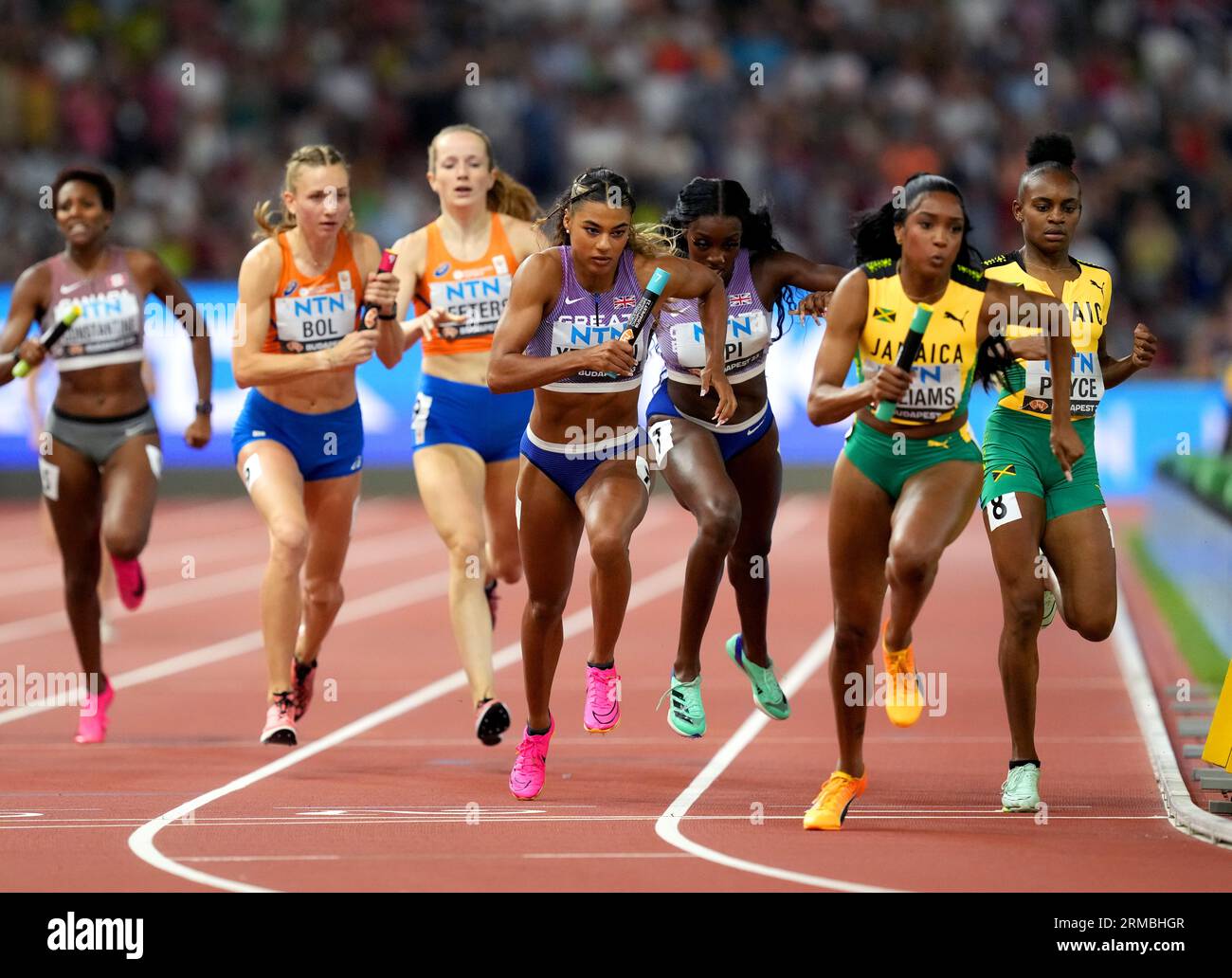 Great Britain's Nicole Yeargin (centre) in action in the Women's 4x400 ...