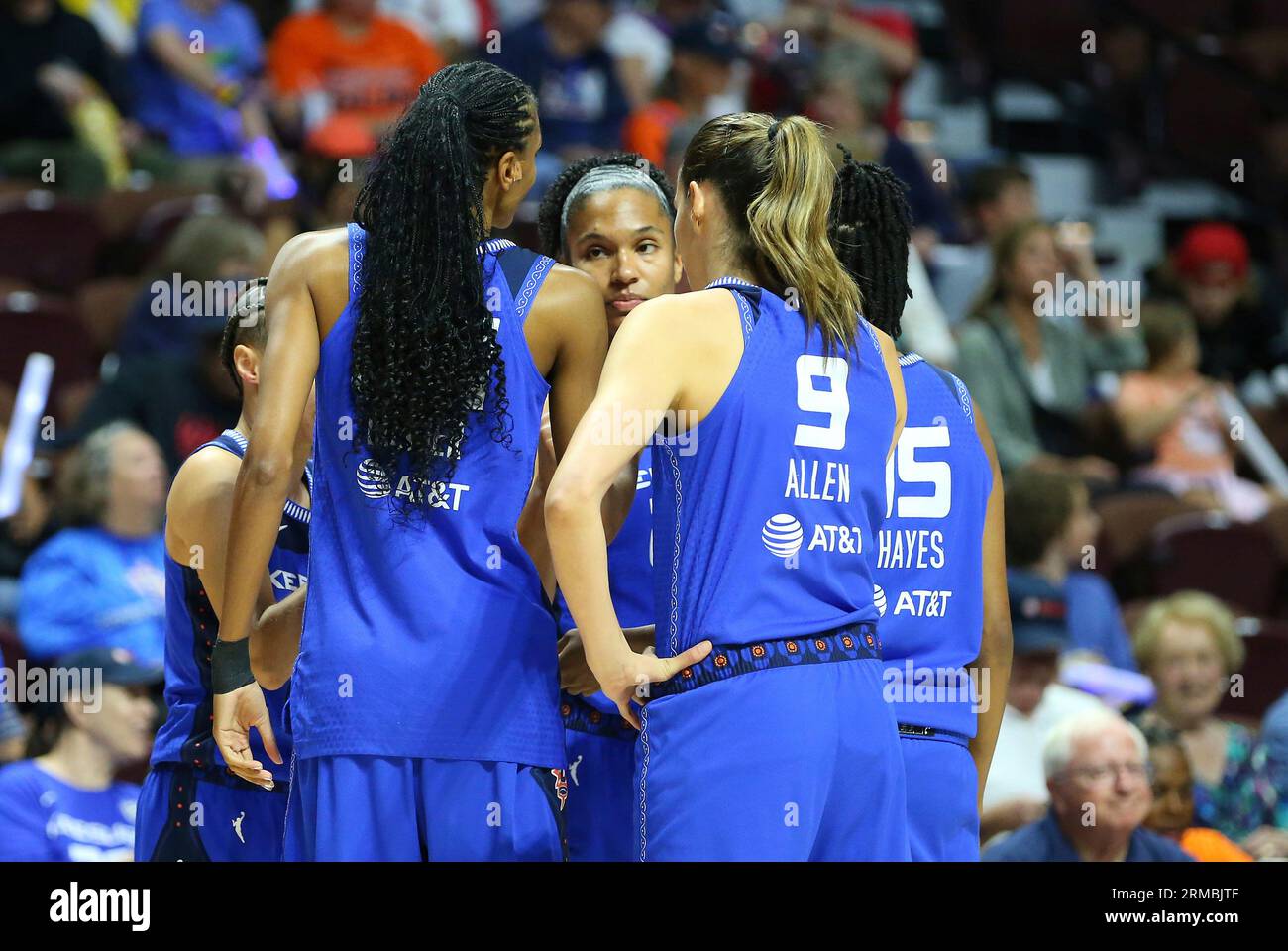 UNCASVILLE, CT - AUGUST 27: Connecticut Sun players huddle during a ...