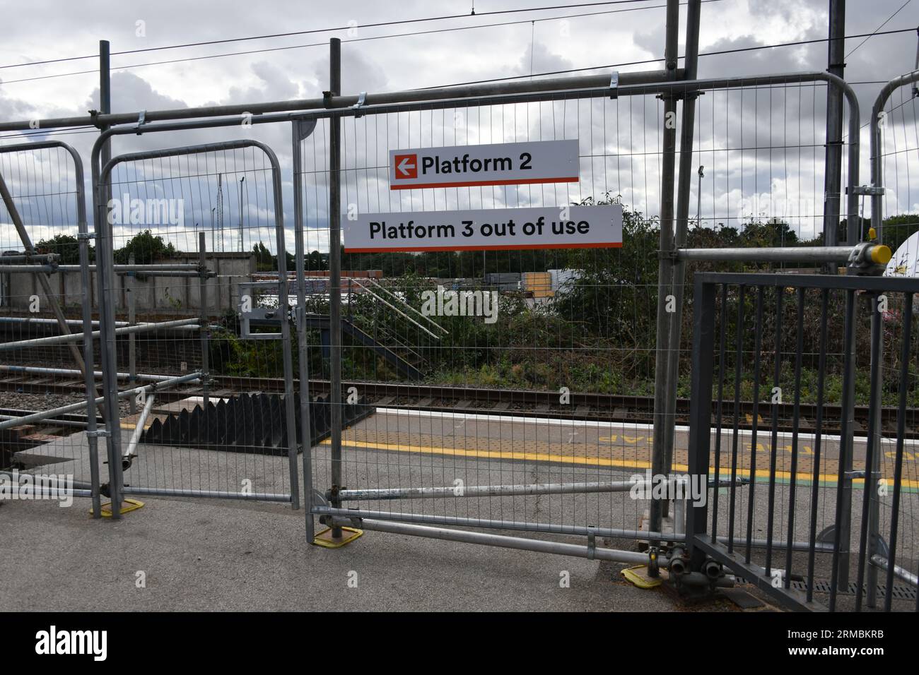 Lichfield Trent Valley Station temporary footbridge linking the West ...