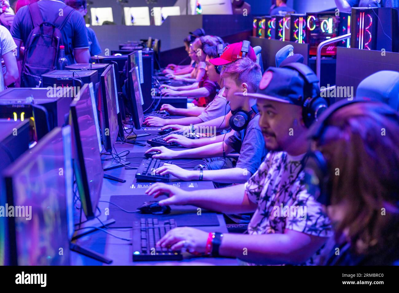 Gamescom, the world's largest trade fair for video and computer games ...