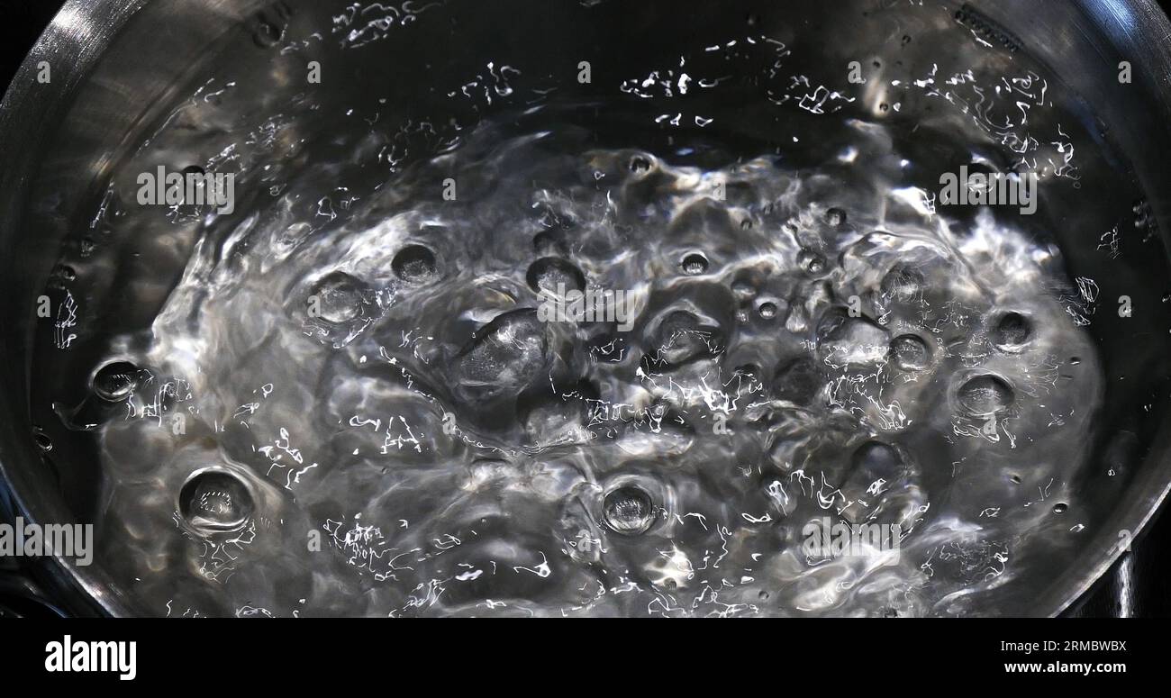Hot Boiling Water in a saucepan Stock Photo - Alamy