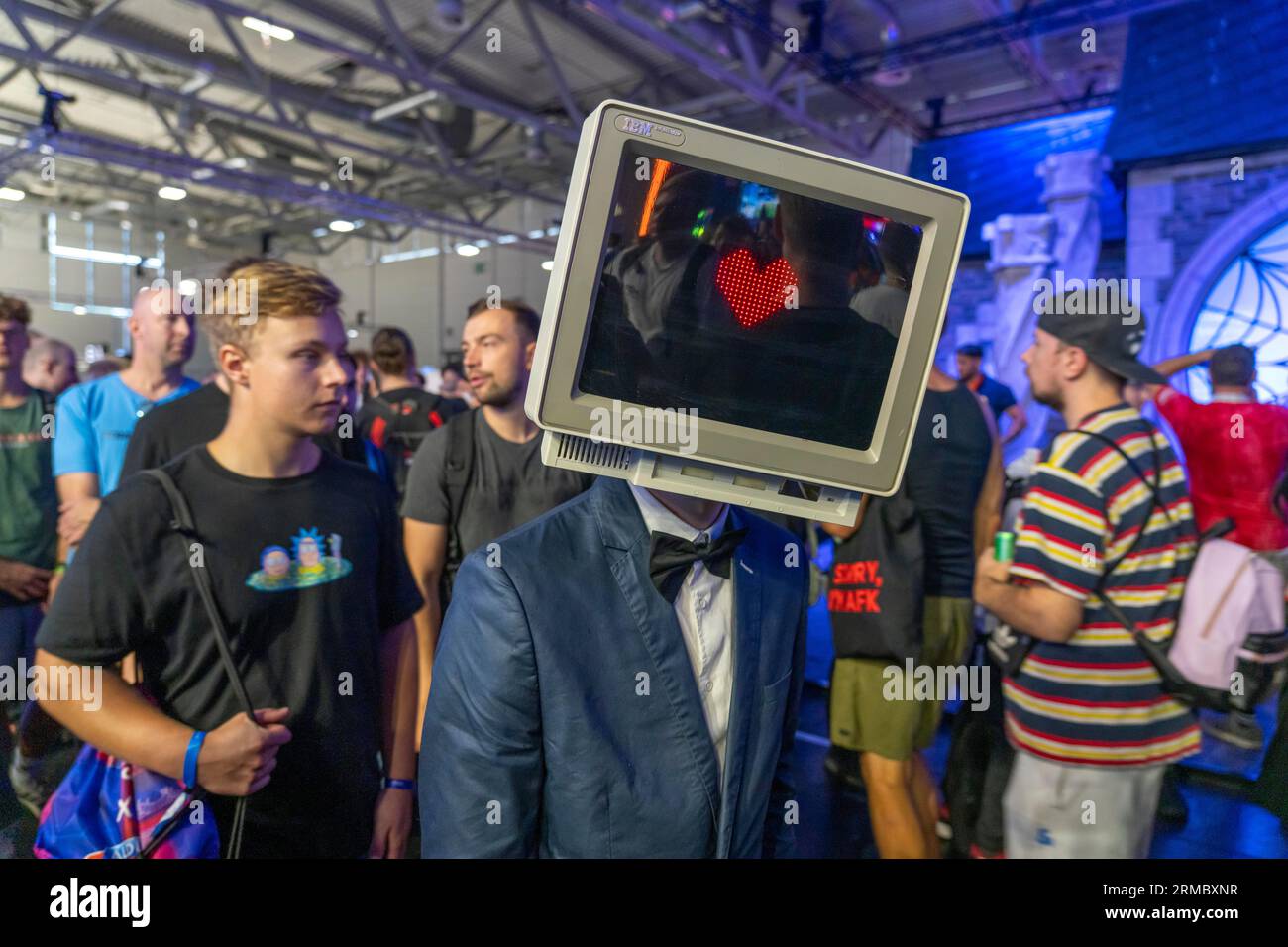 Gamescom, the world's largest trade fair for video and computer games ...