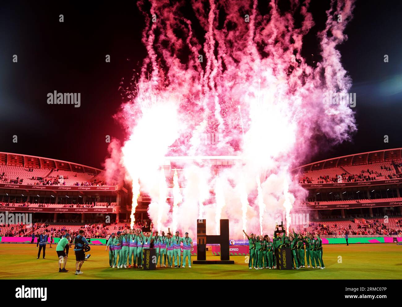 Oval Invincibles men and Southern Brave women celebrate with their ...