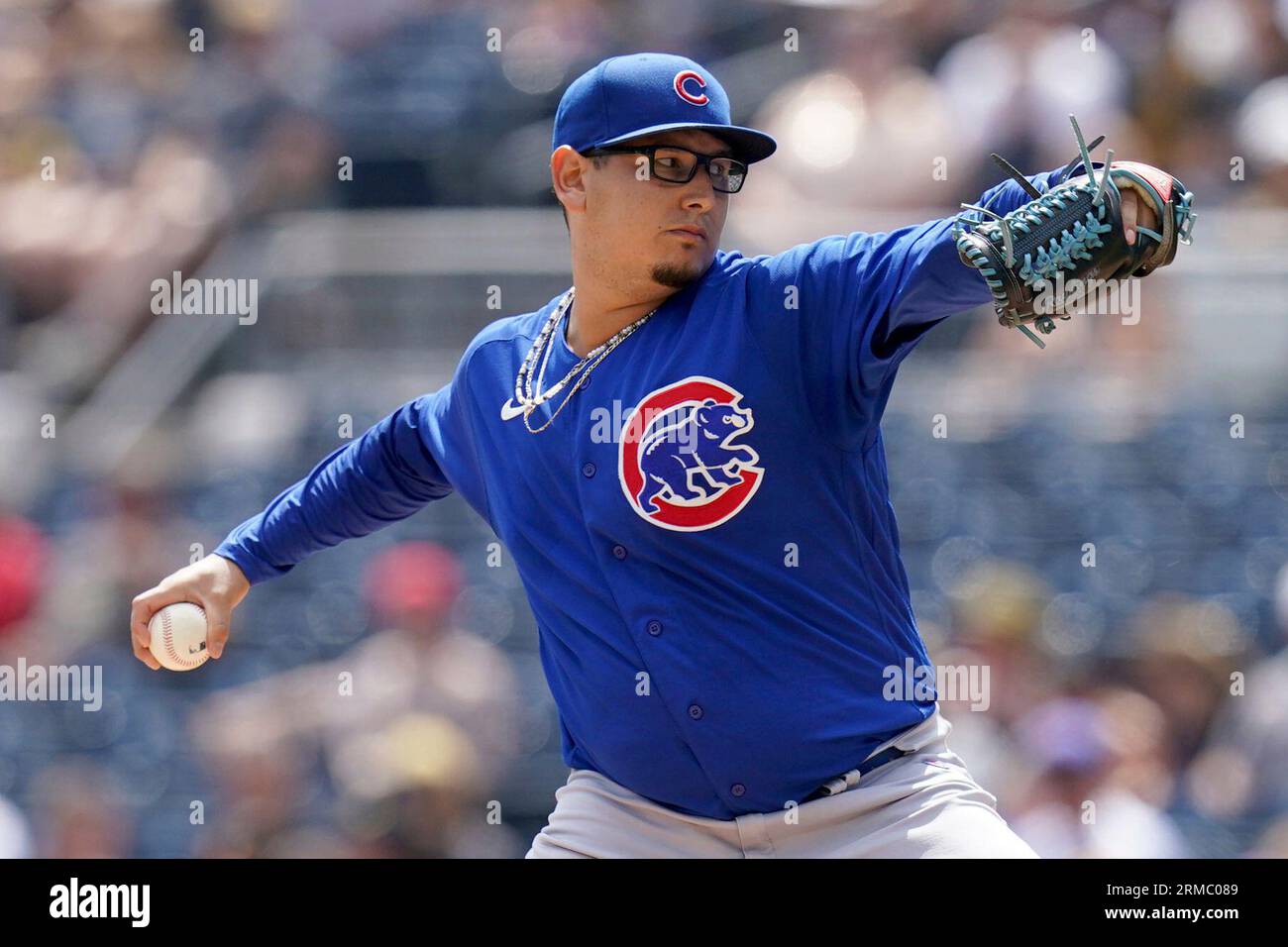 Chicago Cubs starting pitcher Javier Assad delivers against the ...