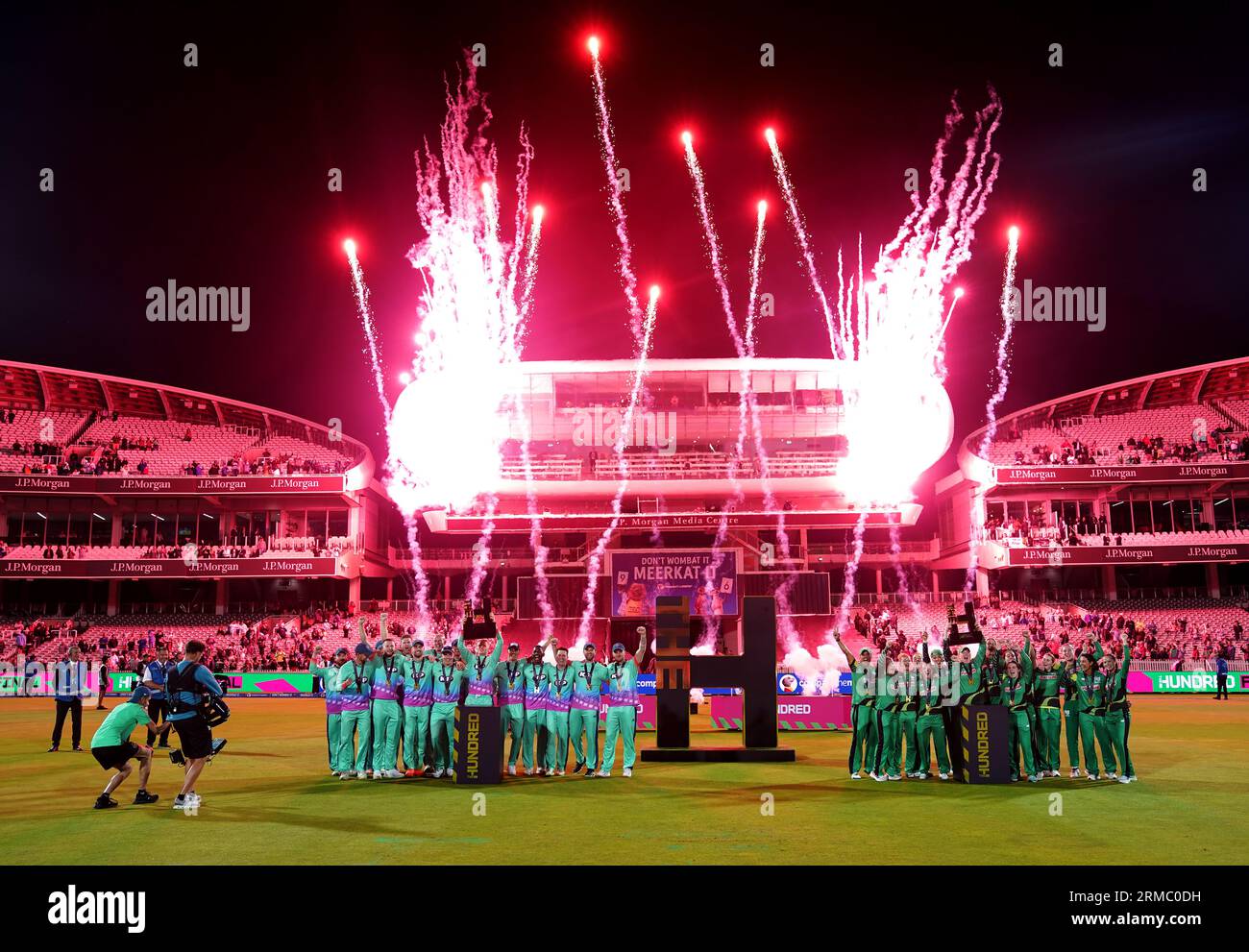 Oval invincibles men hi-res stock photography and images - Alamy