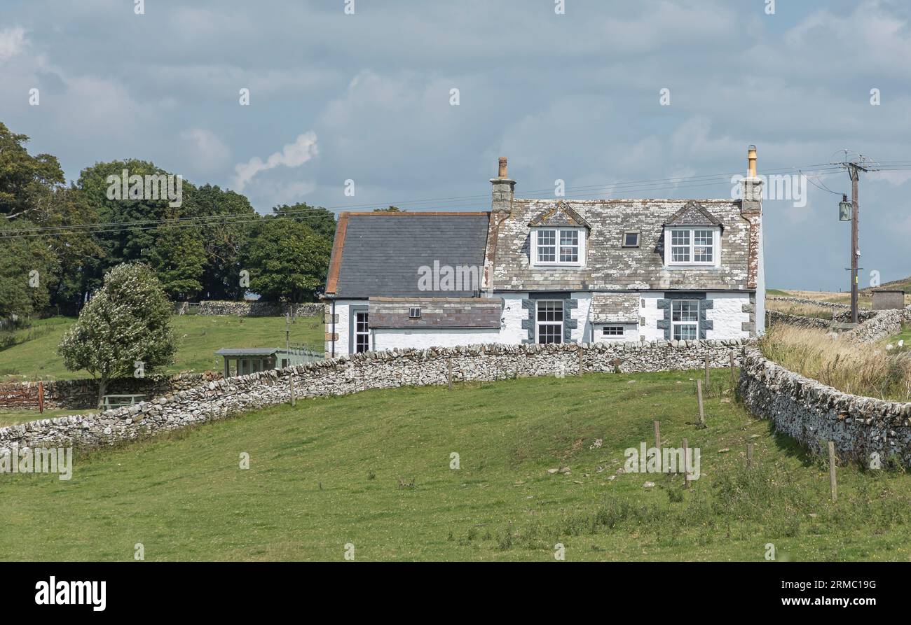 Traditional scottish farm building hi-res stock photography and images ...