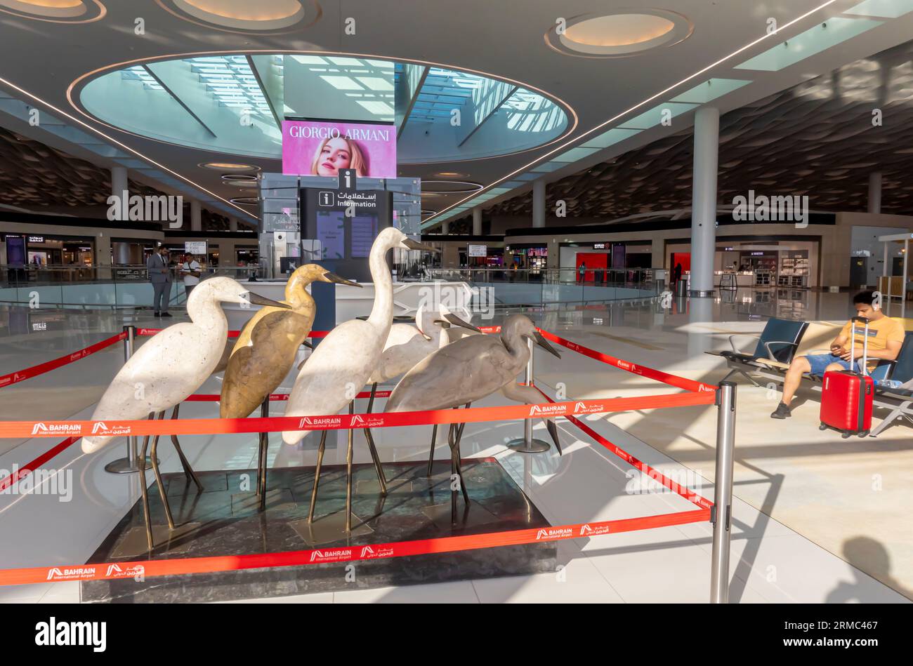 Bahrain airport terminal interior hi-res stock photography and images ...