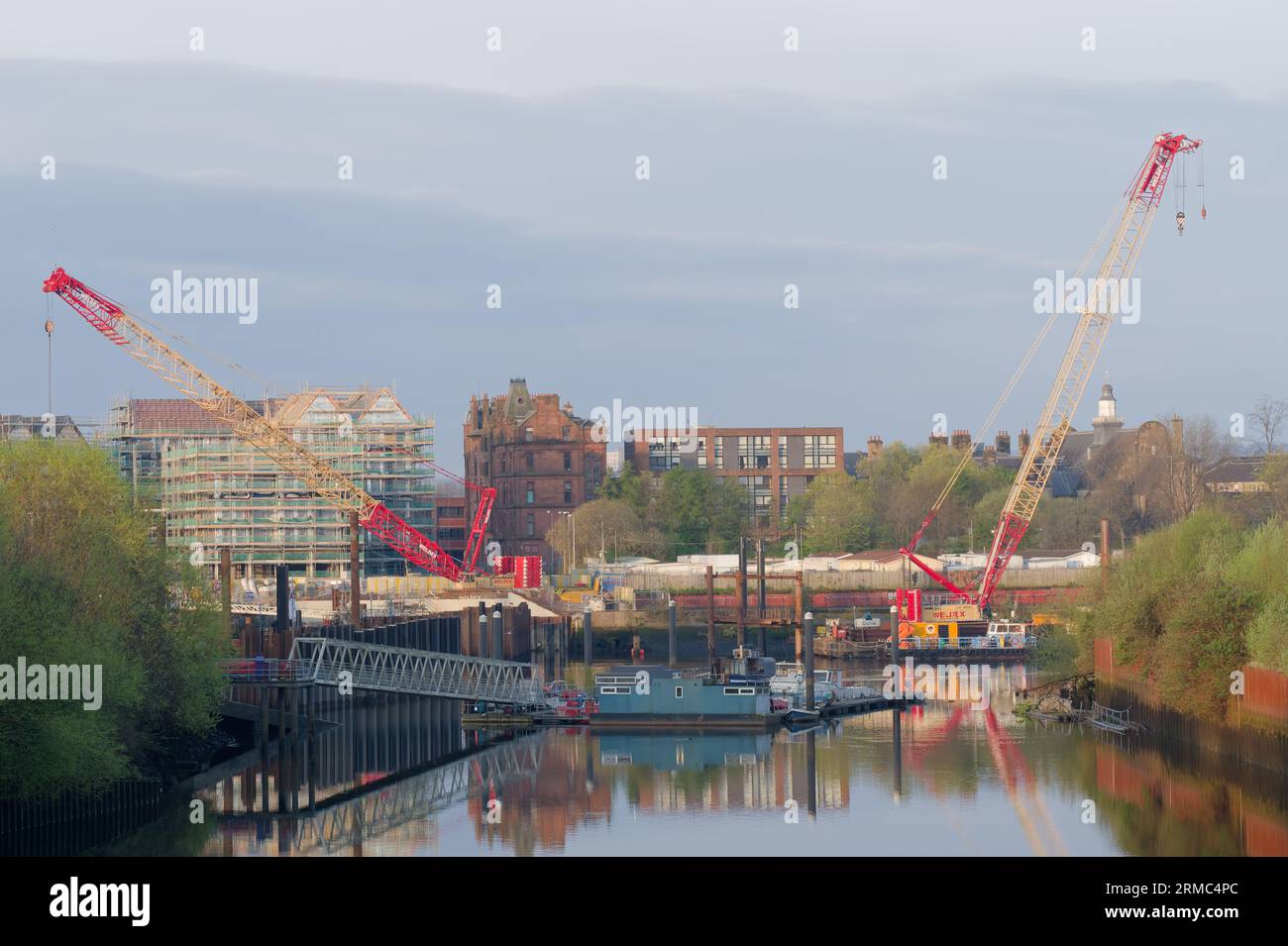 New Partick bridge being built to link Govan over the River Clyde Stock ...