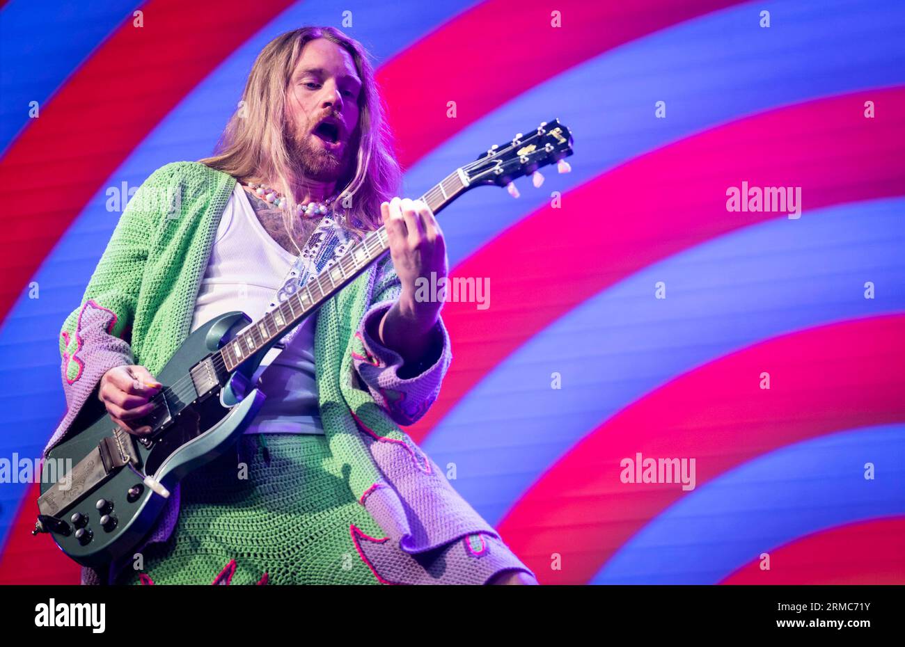 Sam Ryder performs on stage during the Yorkshire Balloon Fiesta at ...