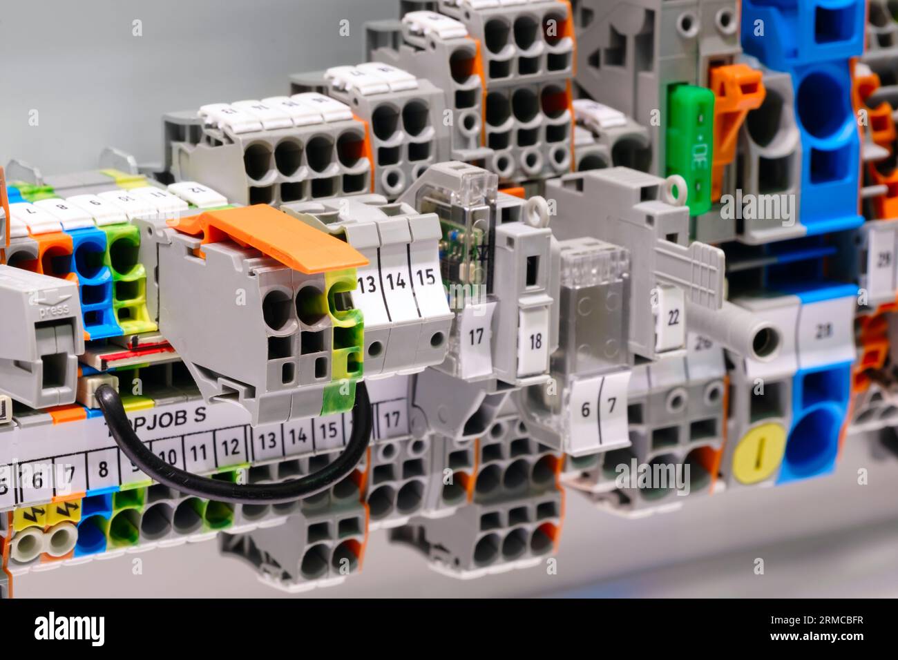 Box for Color wires of distribution of an electricity, PLC Control ...