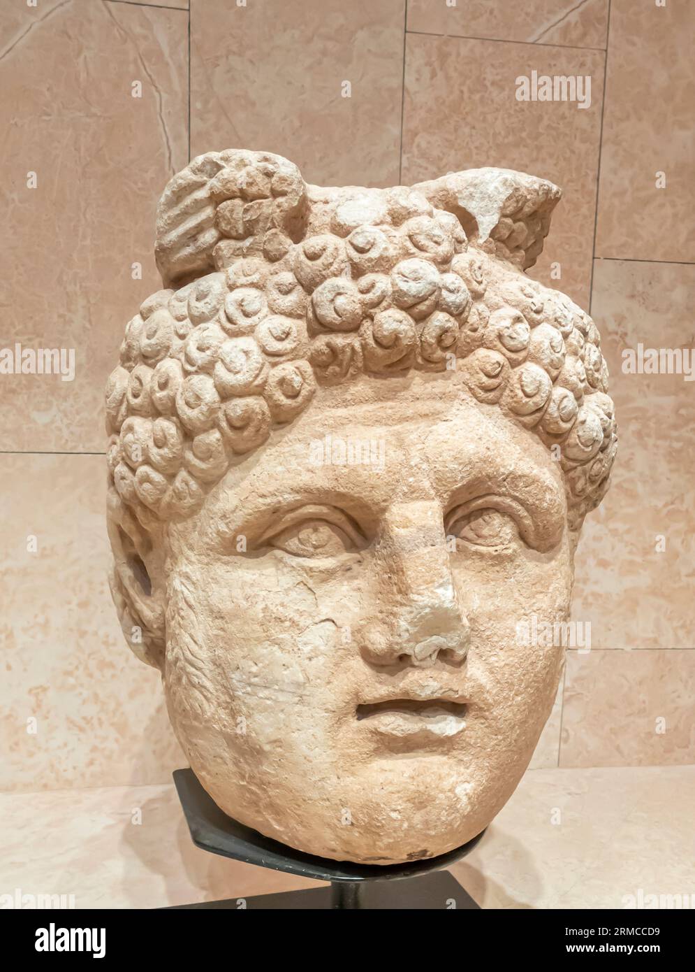 head of Hermes sculpture, two wings on the head of the God hermes ...