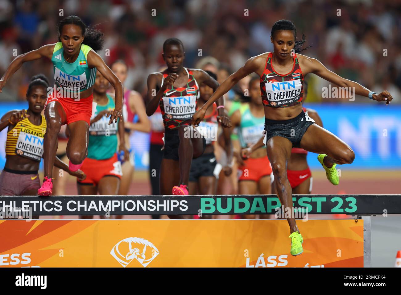 National Athletics Centre, Budapest, Hungary. 27th Aug, 2023. (L to R ...
