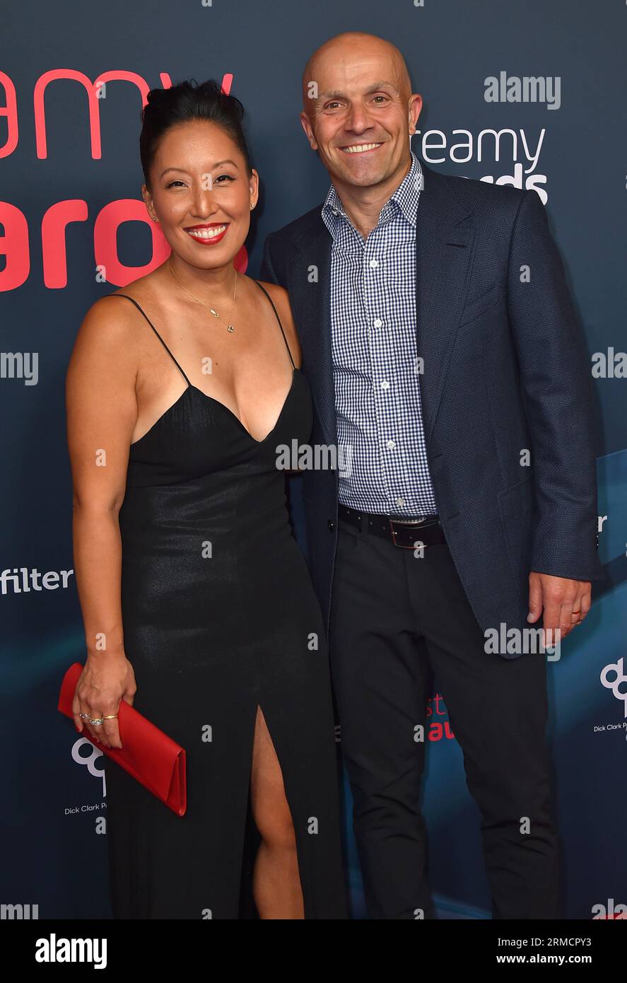 Joanne Lee Molinaro, left, and Anthony Molinaro arrive at the Streamy ...