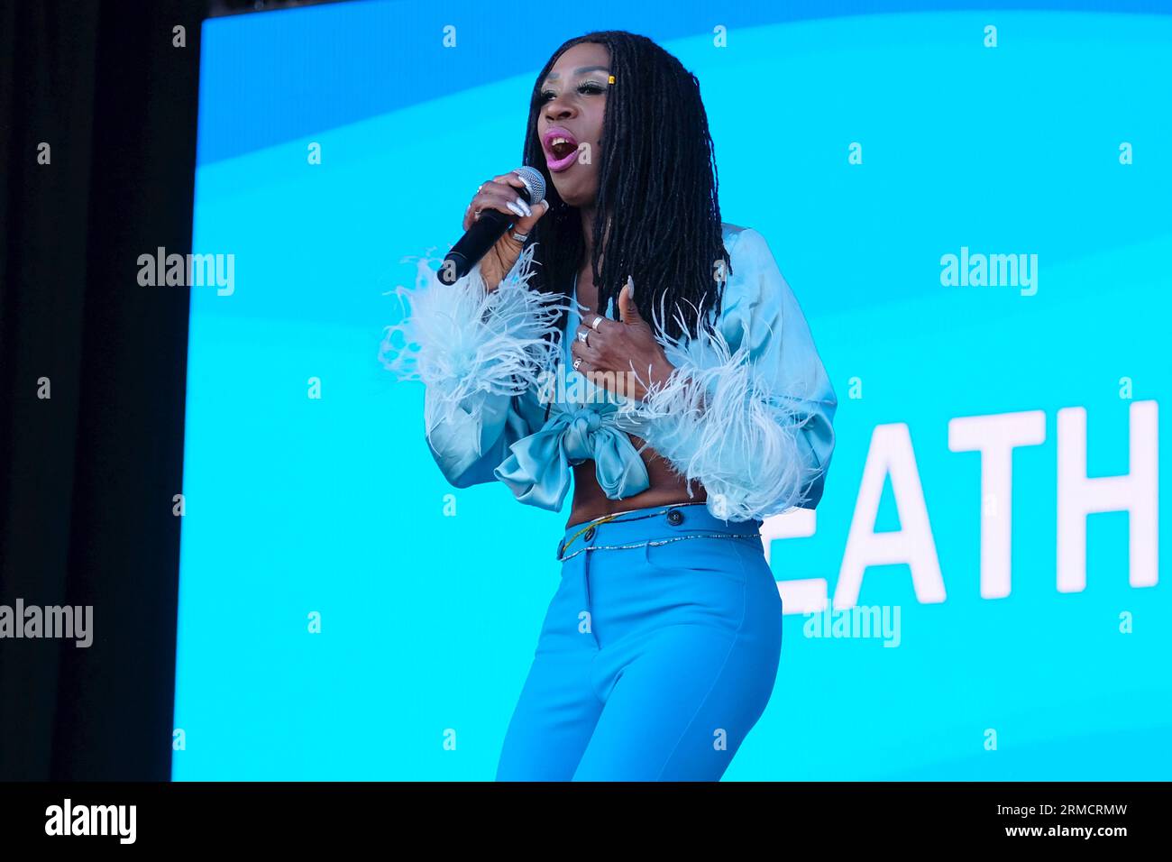 Portsmouth, UK. 27th Aug, 2023. British singer songwriter Heather ...