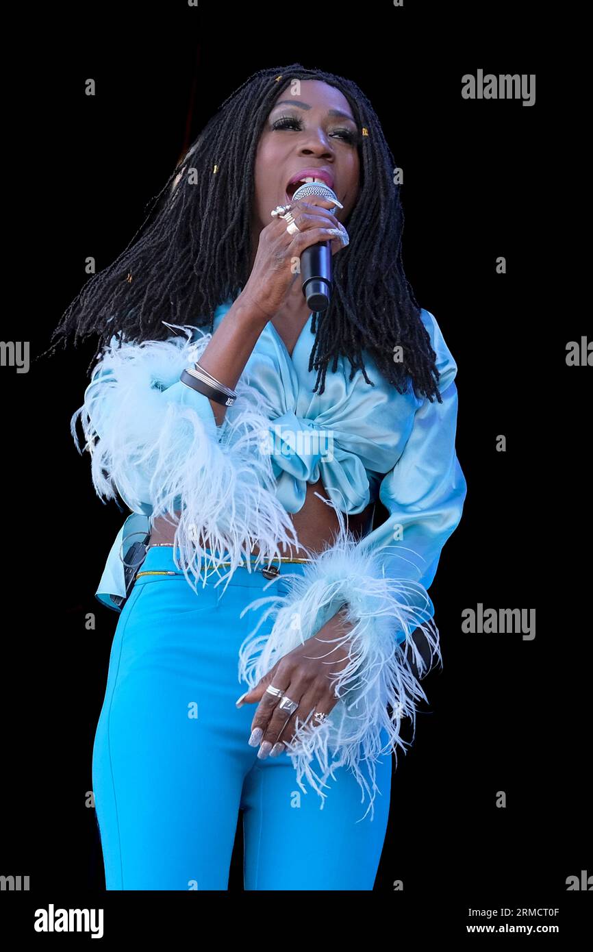 Heather margarita small hi-res stock photography and images - Alamy