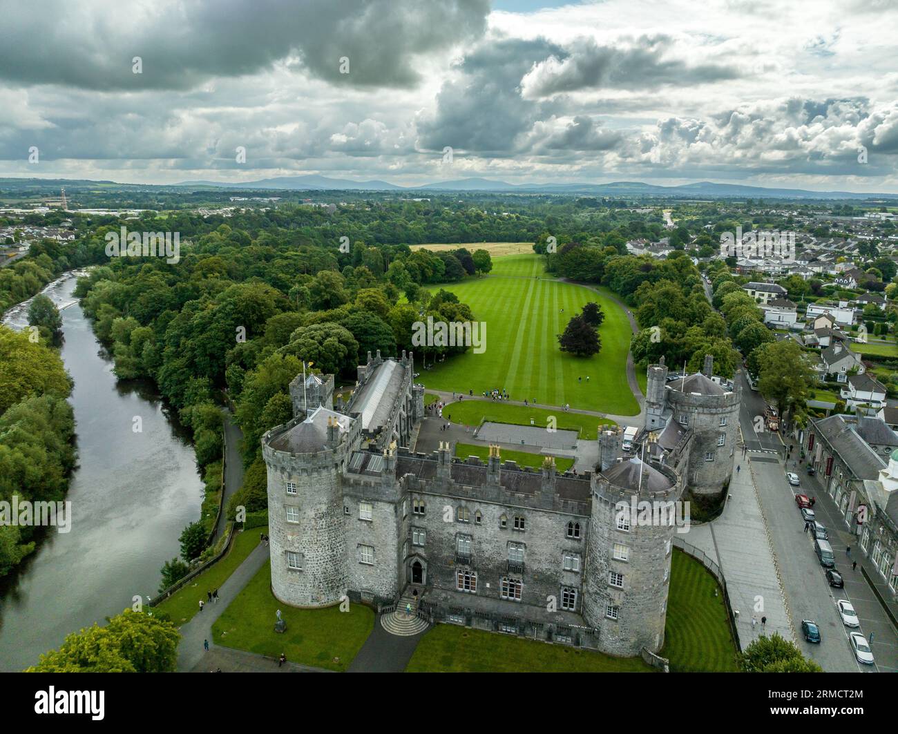 Aerial view of Kilkenny castle, Victorian remodeling of a medieval ...