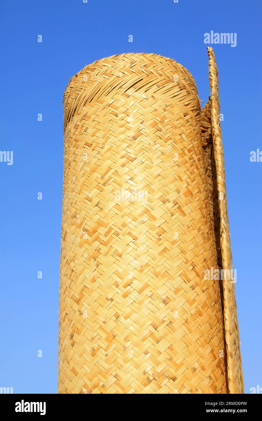 Chinese straw goods hi-res stock photography and images - Alamy