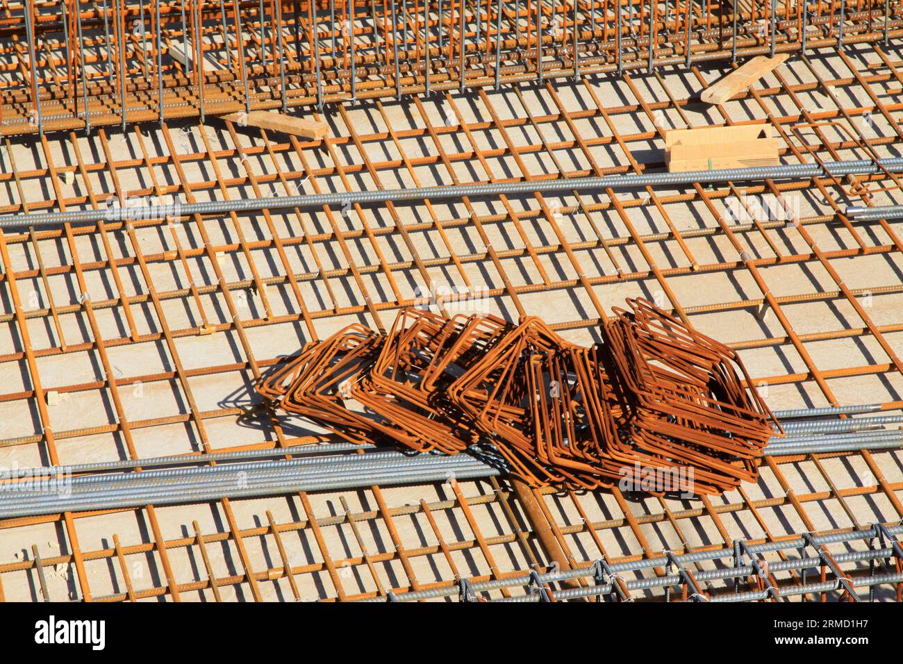 Lashing bars hi-res stock photography and images - Alamy