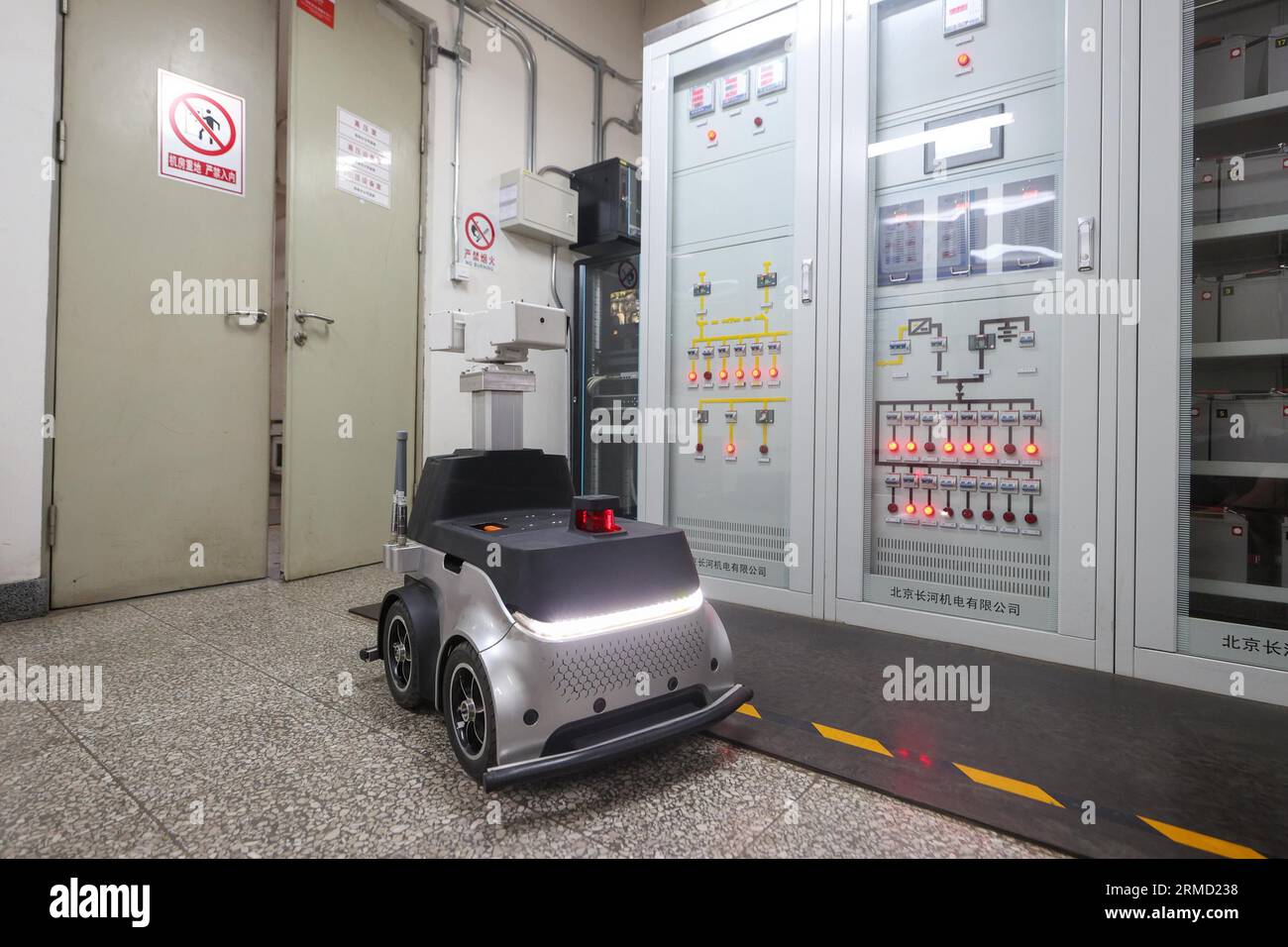 **CHINESE MAINLAND, HONG KONG, MACAU AND TAIWAN OUT** An intelligent ...