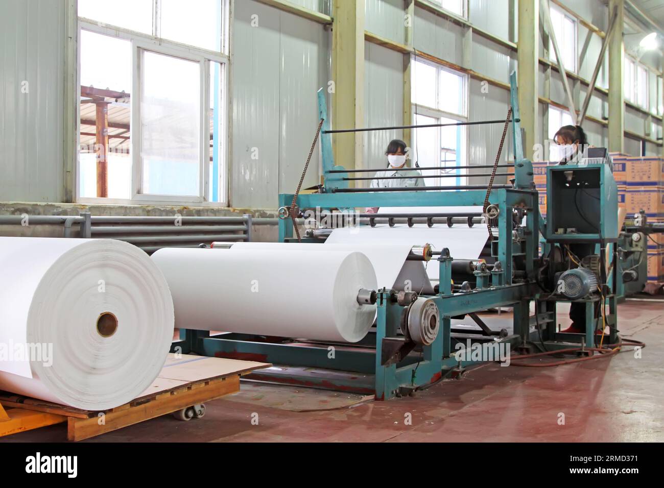 Mill operations hi-res stock photography and images - Alamy