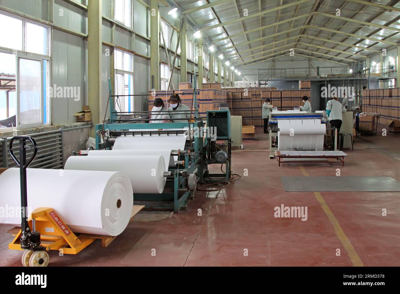 Mill operations hi-res stock photography and images - Alamy