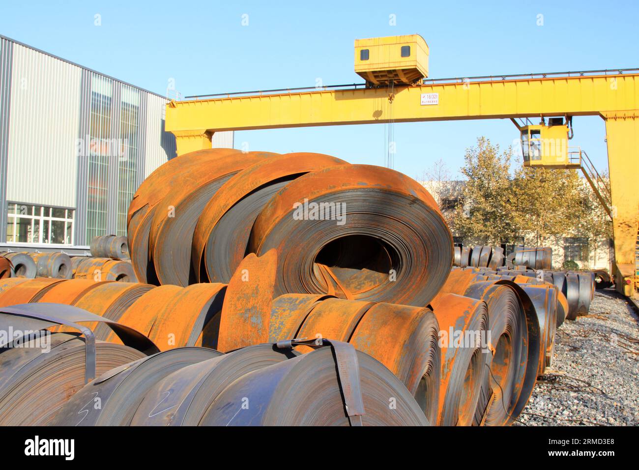 Heavy industry processing raw materials hi-res stock photography and ...