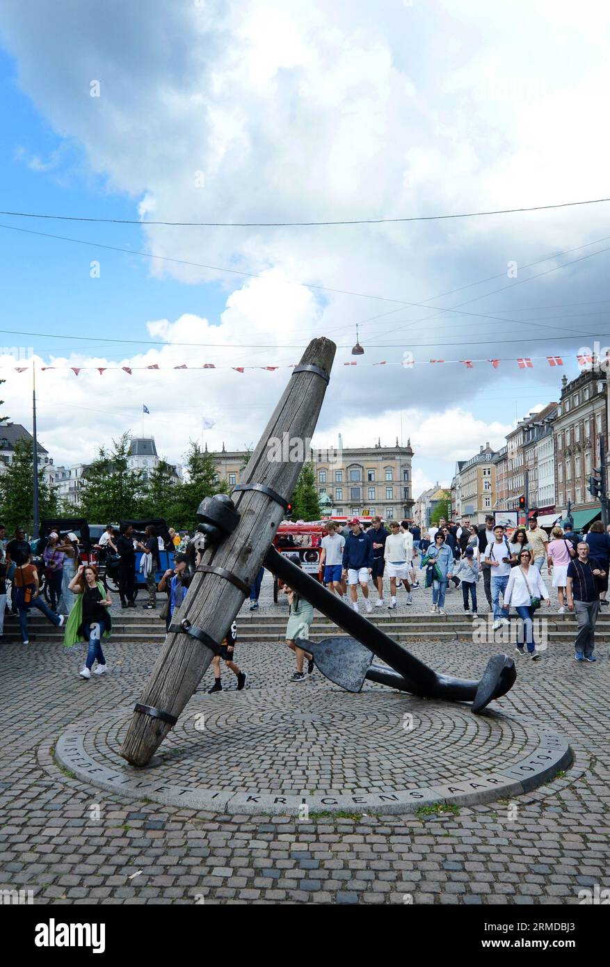 The memorial anchor in Nyhavn, Copenhagen, Denmark Stock Photo - Alamy