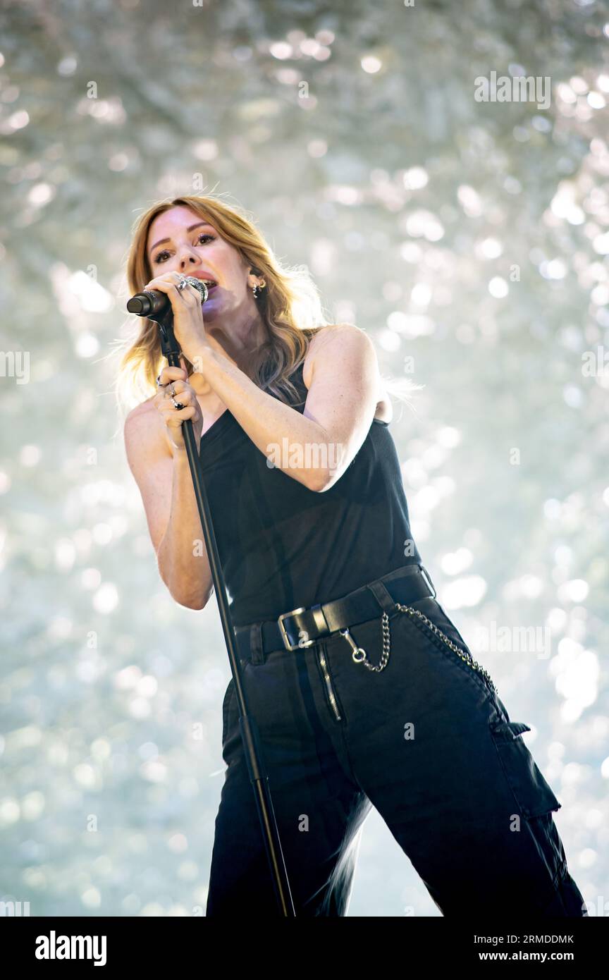 Victoriousfestival hi-res stock photography and images - Alamy